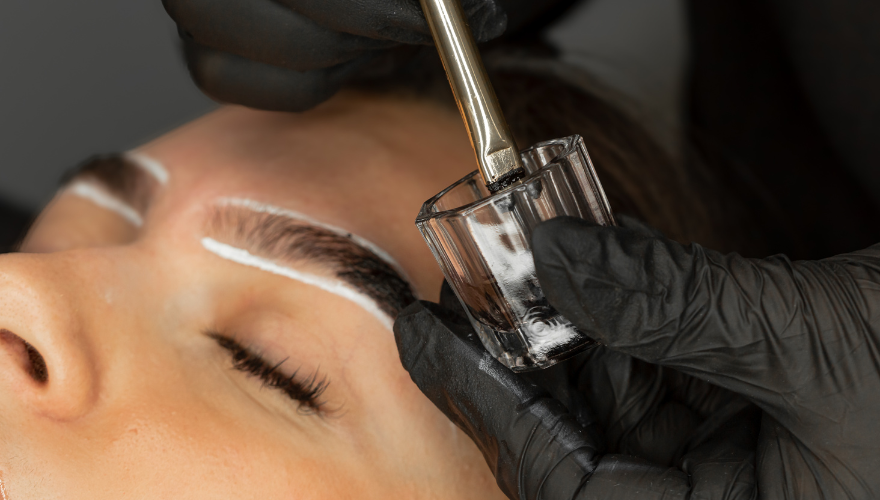 Coloración de cejas con Henna – Beneficios y cómo introducirlo en tu n ...